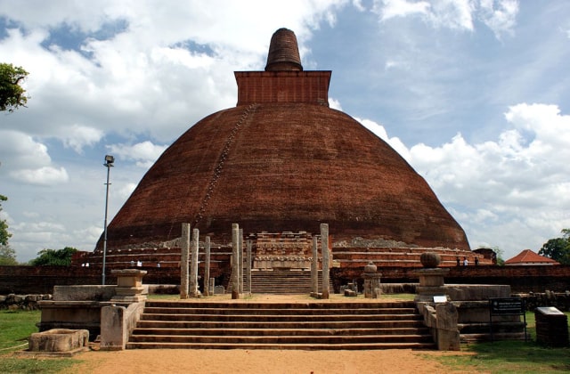 Atamasthana -The 8 Sacred Places in Anuradhapura - TRAILOKA